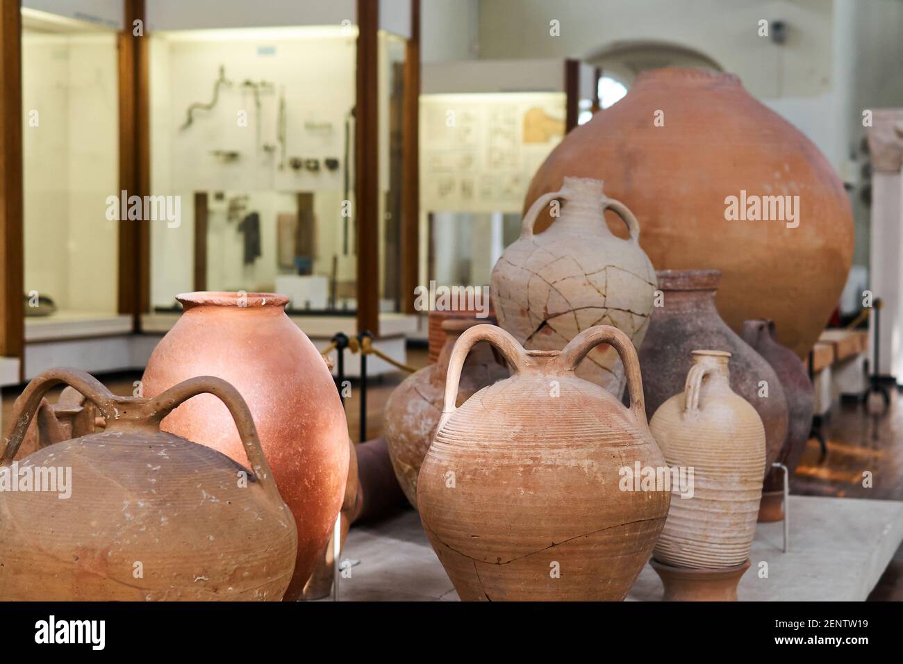 Anfore greche antiche immagini e fotografie stock ad alta risoluzione ...