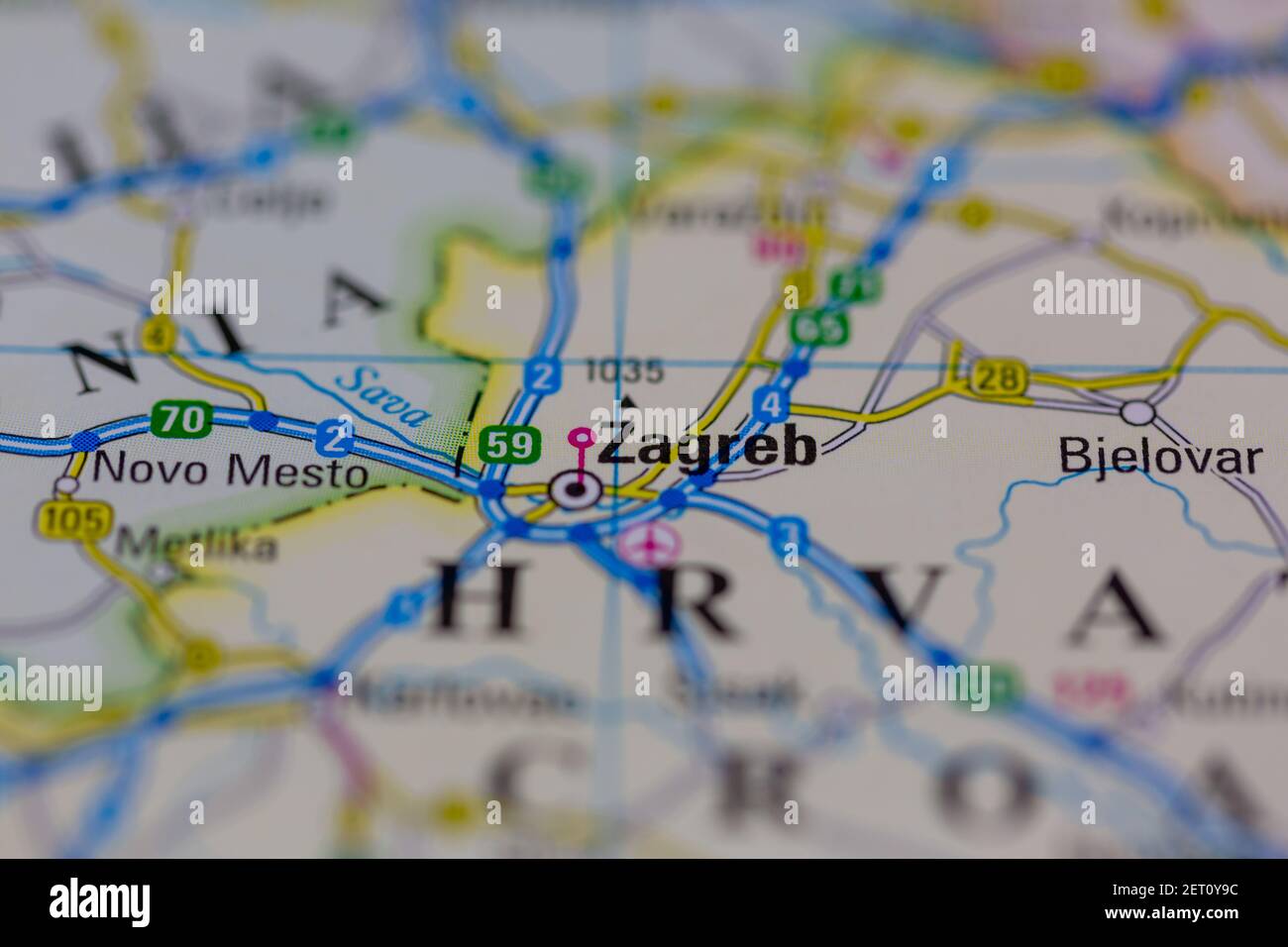 Zagabria visualizzata su una mappa stradale o su una mappa geografica ...