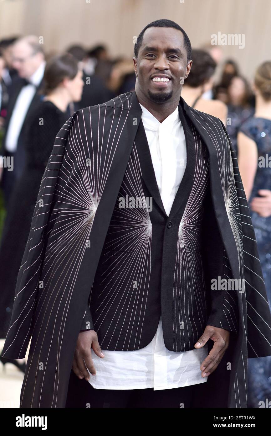 Sean Diddy Combs in arrivo al Metropolitan Museum of Art Costume ...