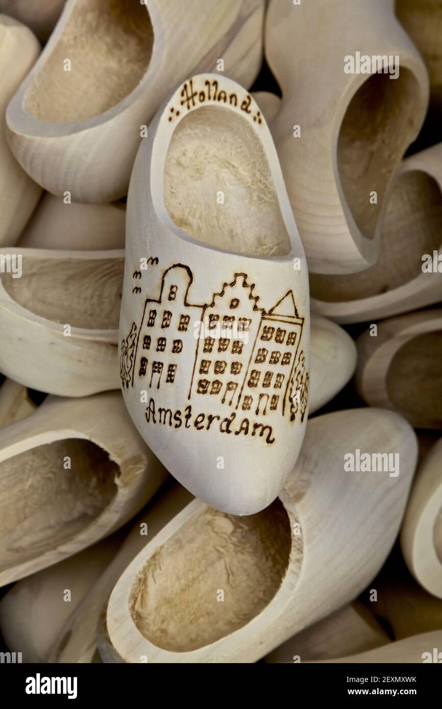 Zoccoli contadini olandesi immagini e fotografie stock ad alta ...