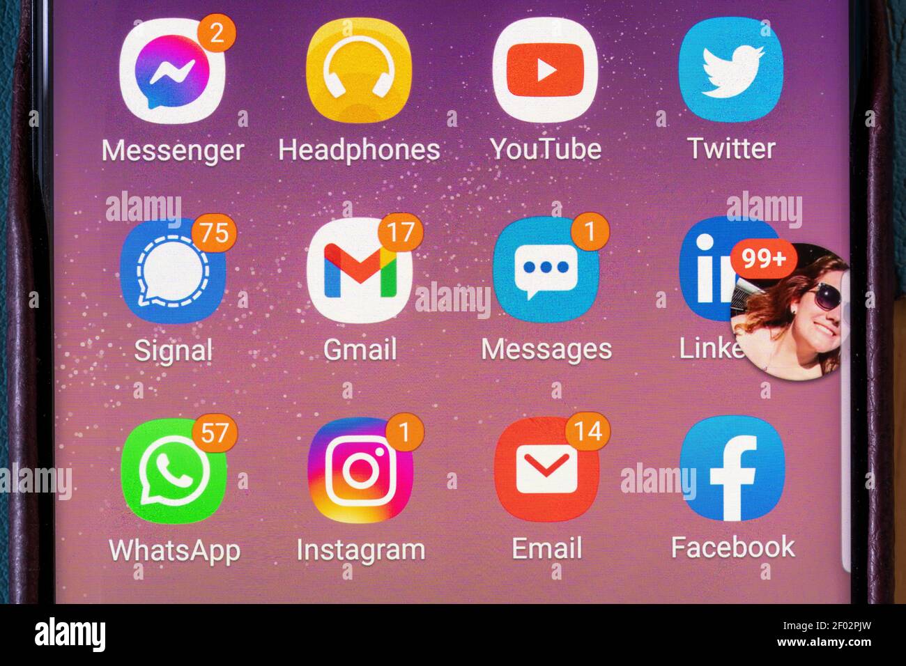Un primo piano sullo schermo di uno smartphone Android che mostra ...