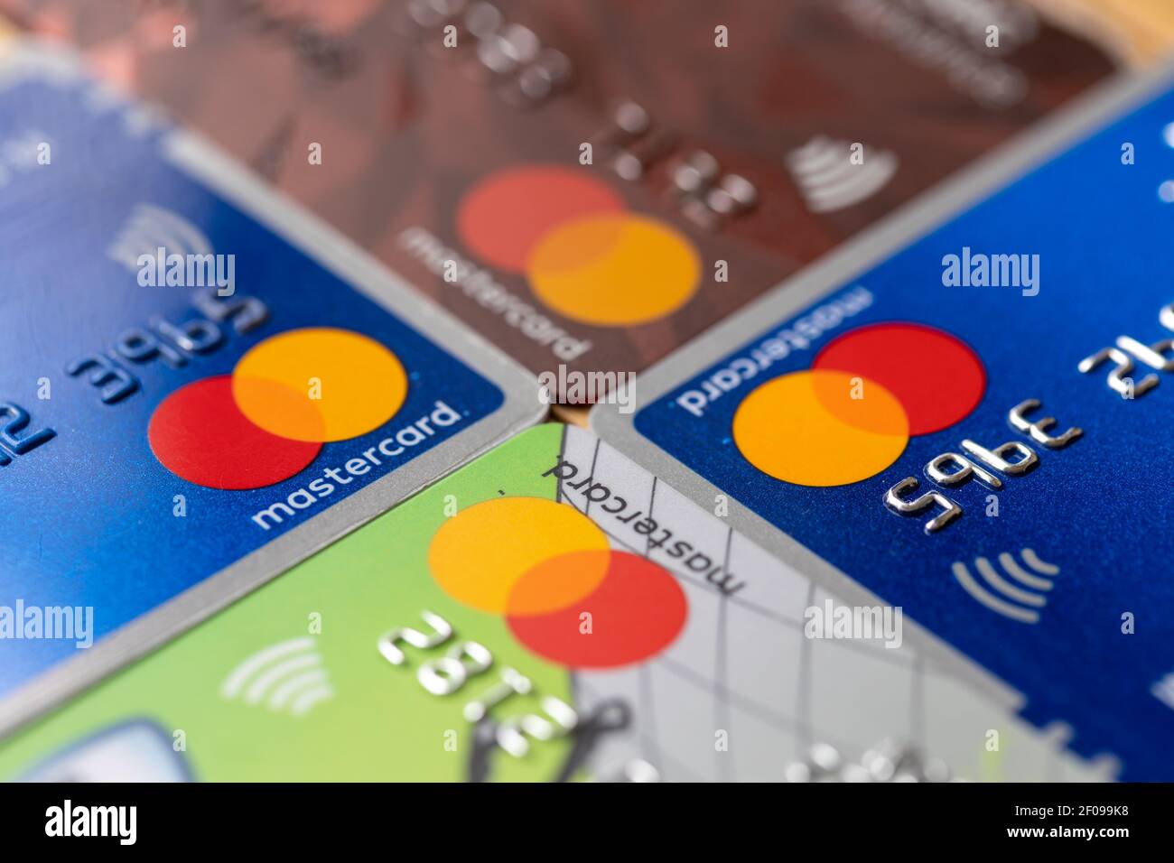 Carte mastercard immagini e fotografie stock ad alta risoluzione - Alamy