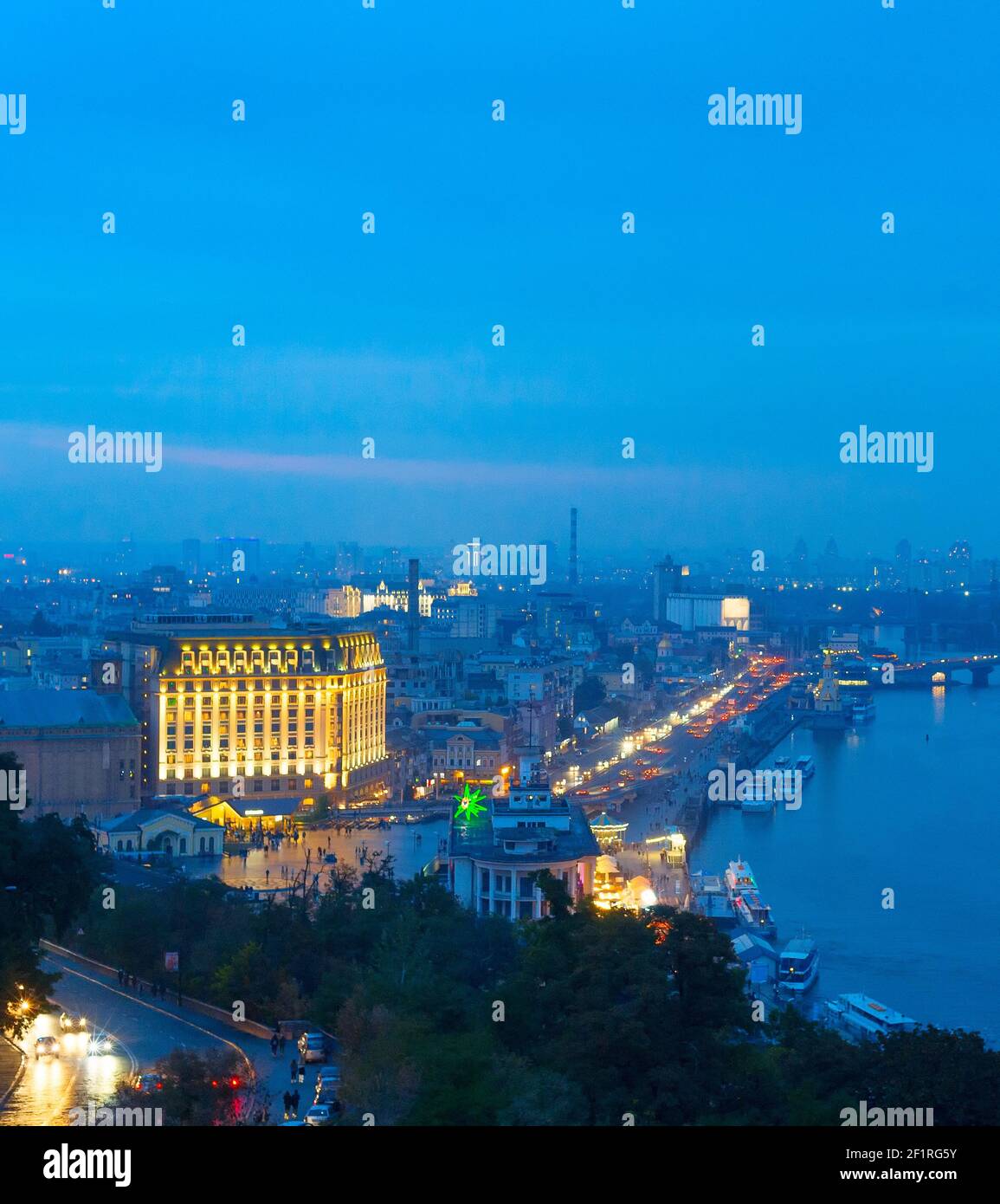 Stazione dnipro immagini e fotografie stock ad alta risoluzione - Alamy