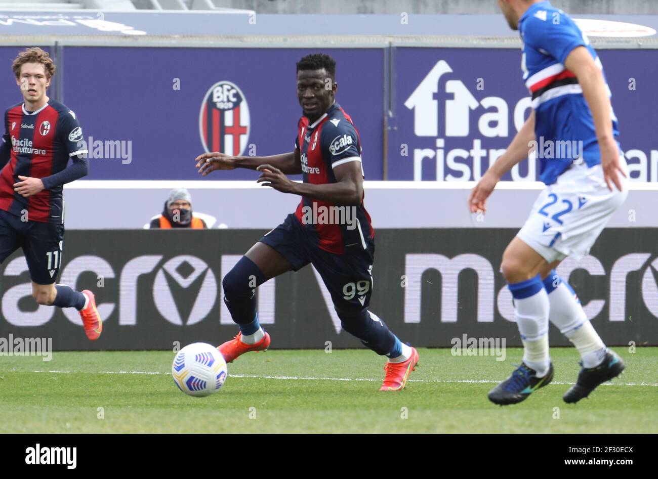 Musa Barrow di Bologna durante la Serie Italiana una partita di calcio ...