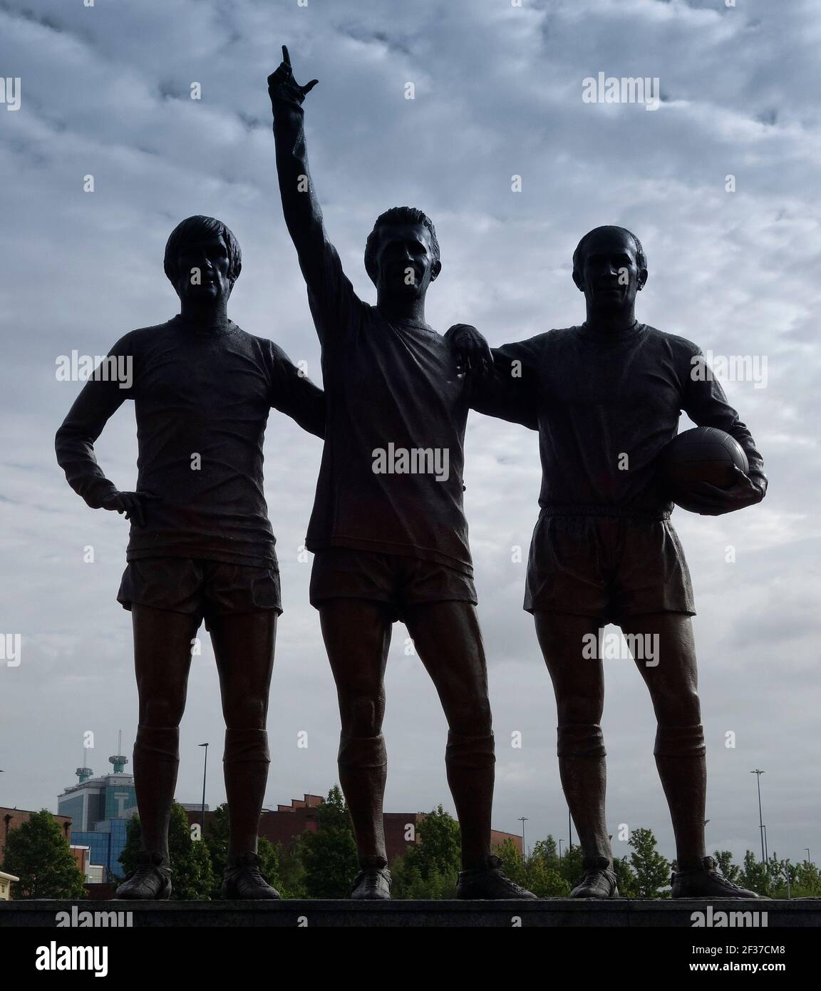 Trinity statue old trafford immagini e fotografie stock ad alta ...