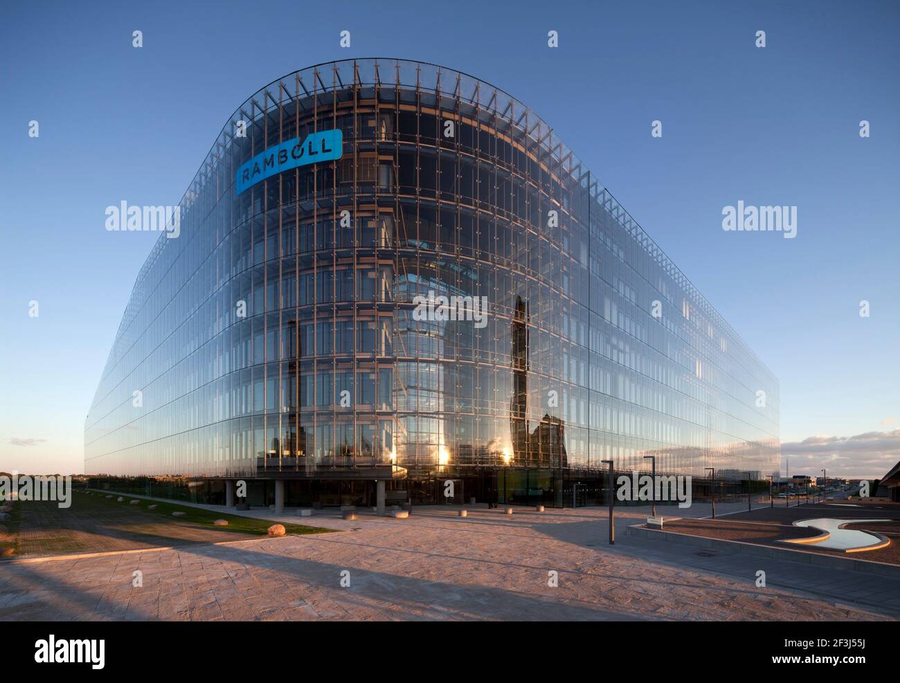 Quartier generale di ramboll immagini e fotografie stock ad alta ...