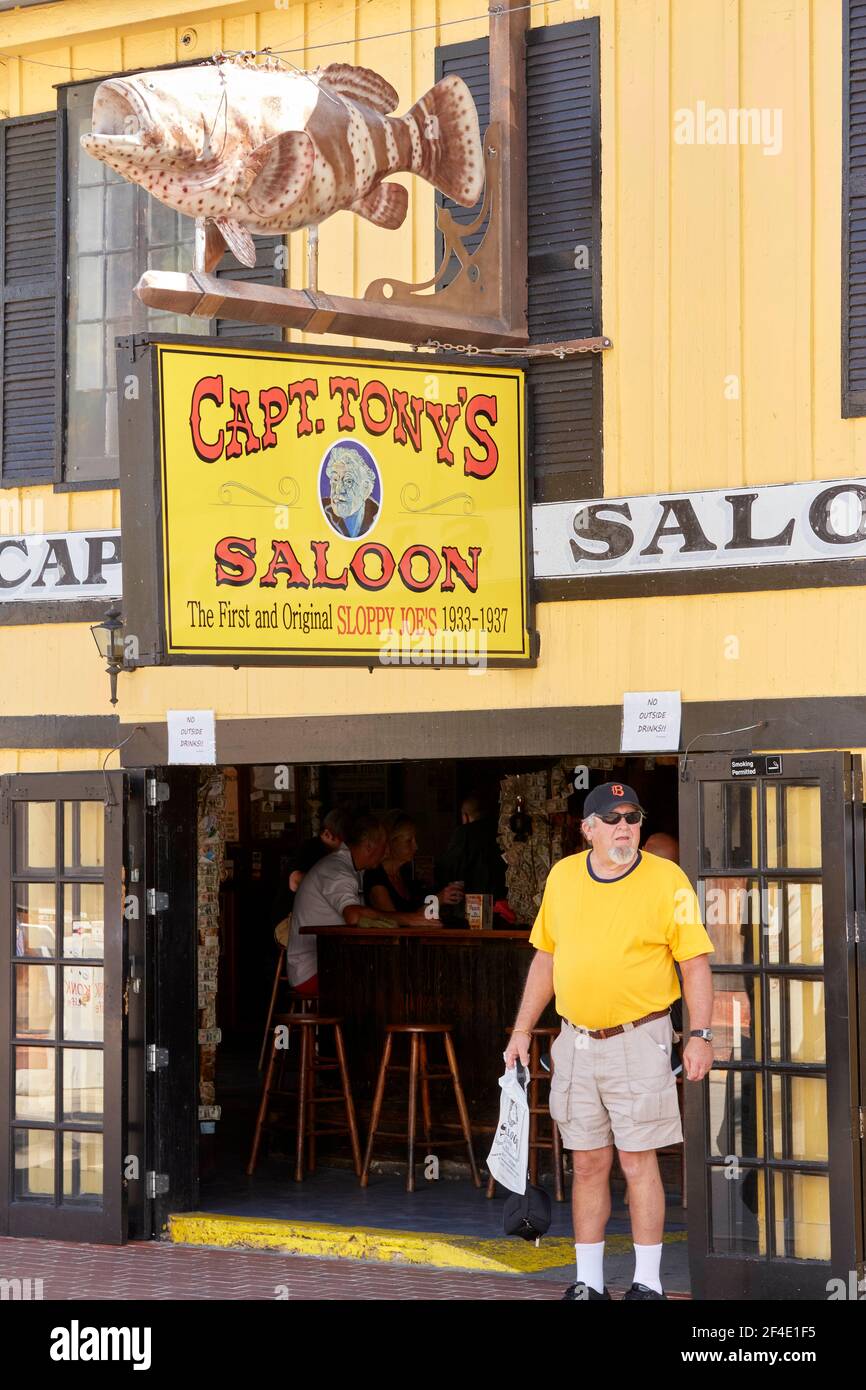 Il Capt. Tony's Saloon è il più antico bar della Florida su Greene St ...
