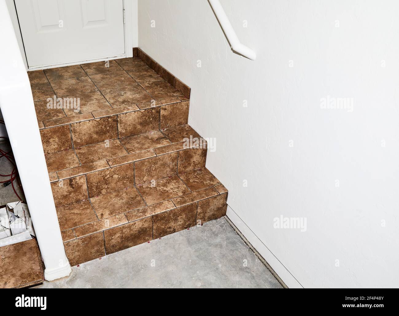 Nuova installazione di scale immagini e fotografie stock ad alta ...