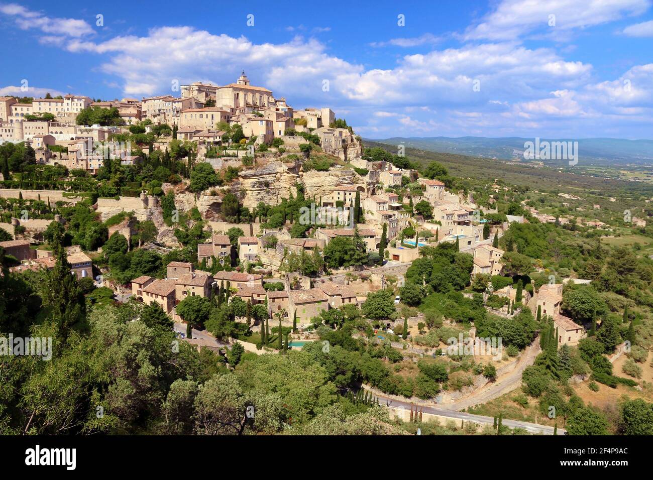 Villaggio arroccato immagini e fotografie stock ad alta risoluzione - Alamy