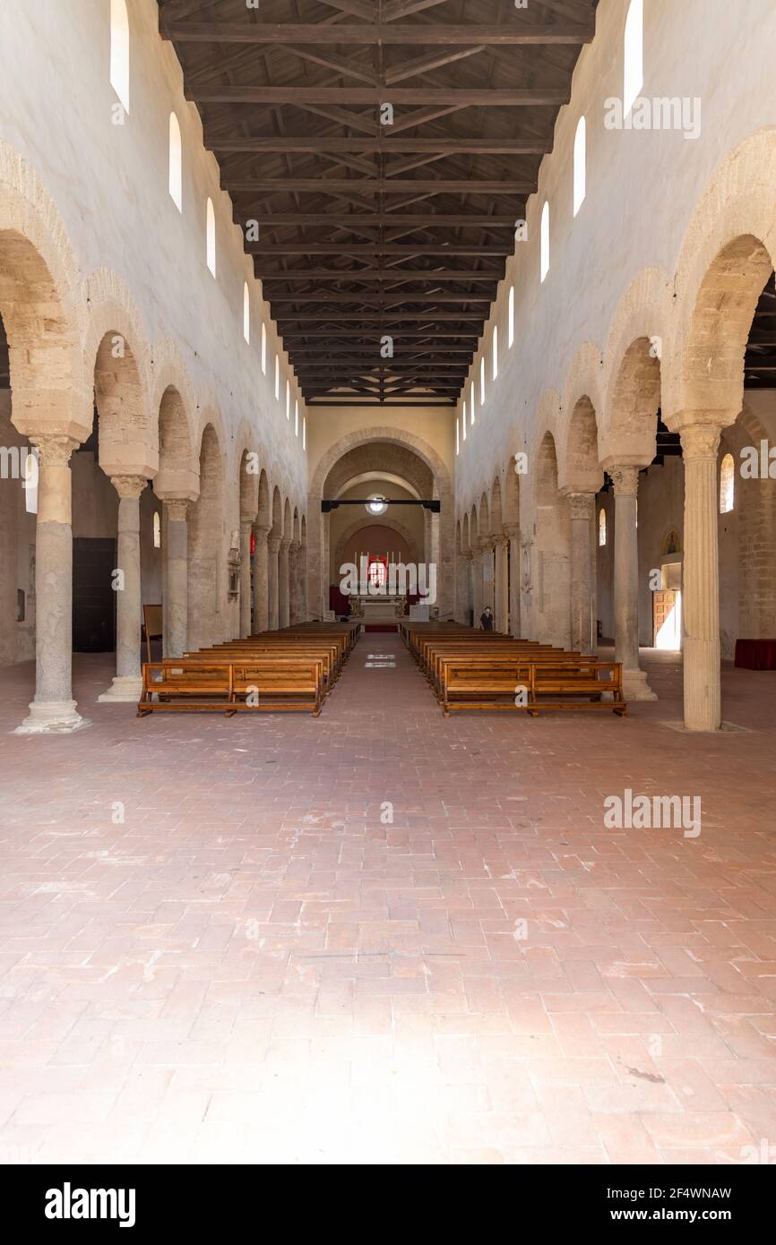 Gerace cattedrale immagini e fotografie stock ad alta risoluzione - Alamy