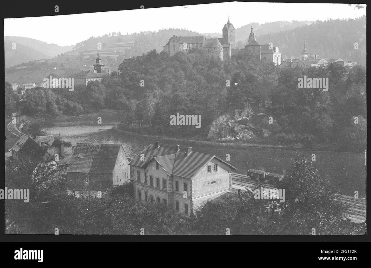 Schloss elbogen immagini e fotografie stock ad alta risoluzione - Alamy