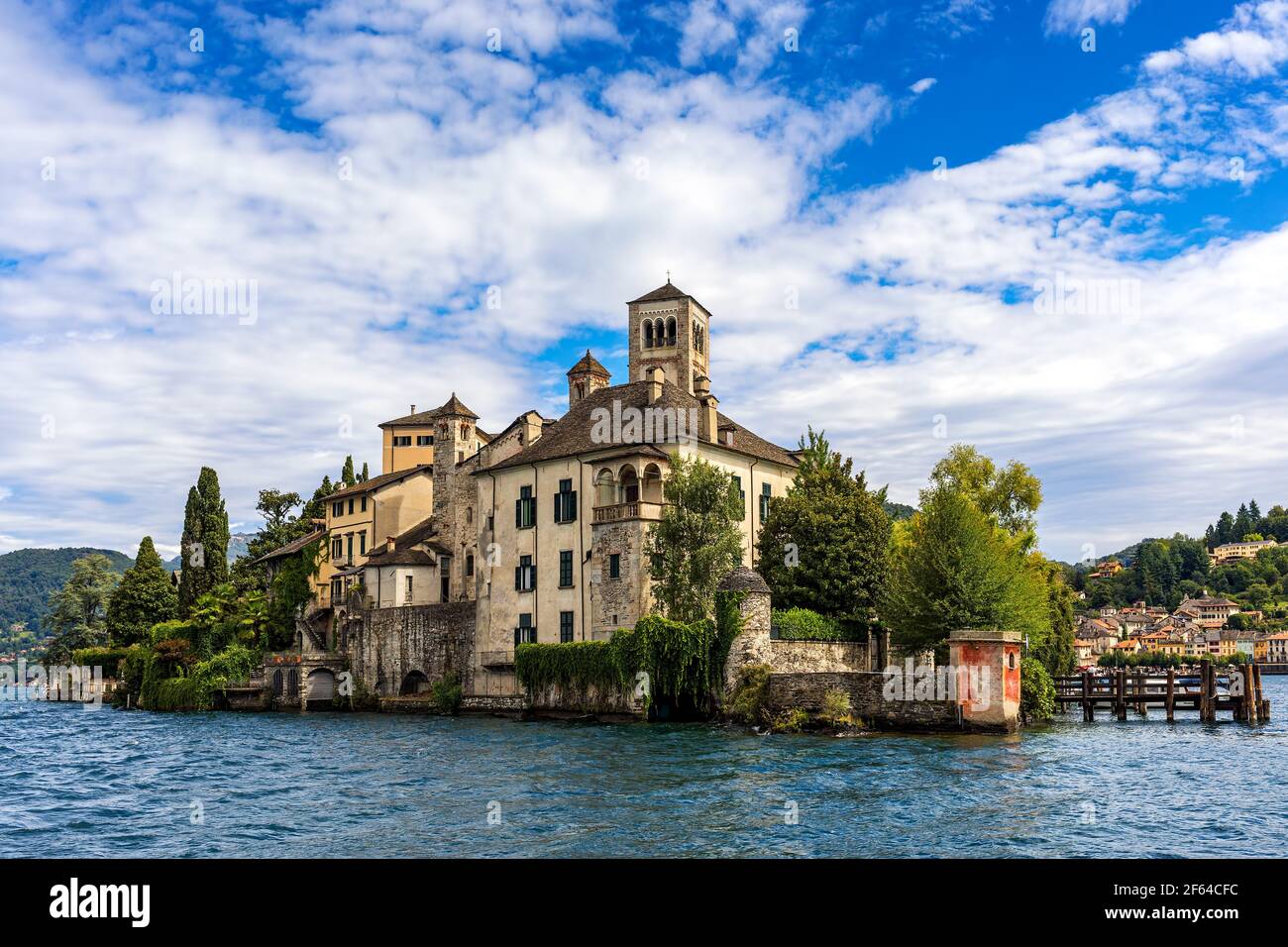Isola san giulio nel lago d'orta immagini e fotografie stock ad alta ...