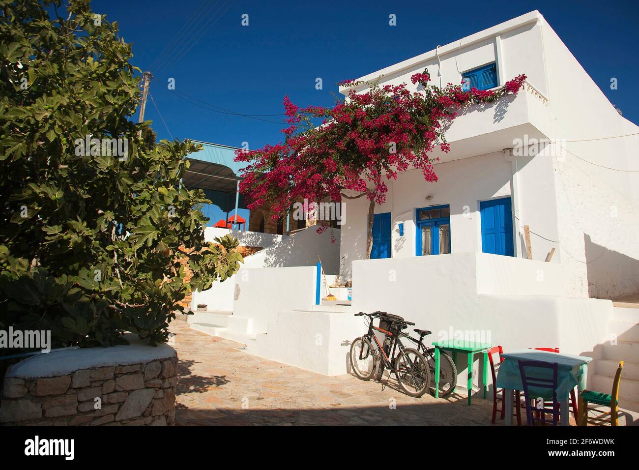 Case tradizionali greche imbiancate a calce immagini e fotografie stock ...