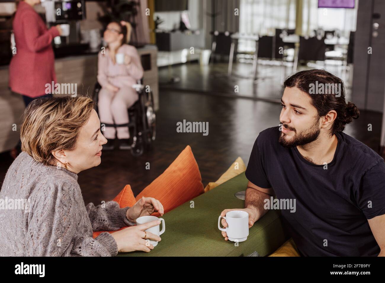 Educazione delle persone immagini e fotografie stock ad alta risoluzione - Alamy