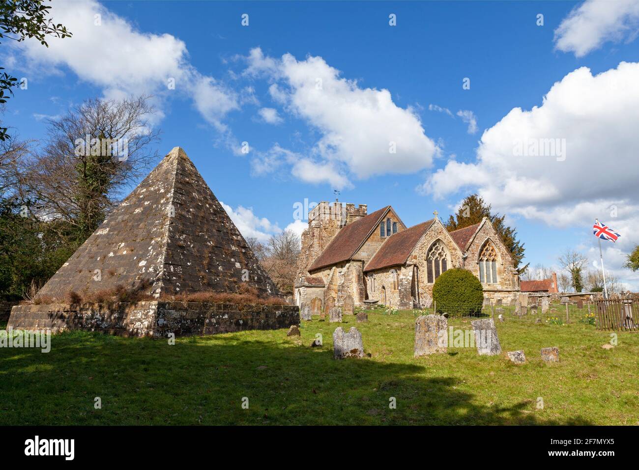 Piramide di mad jacks immagini e fotografie stock ad alta risoluzione ...