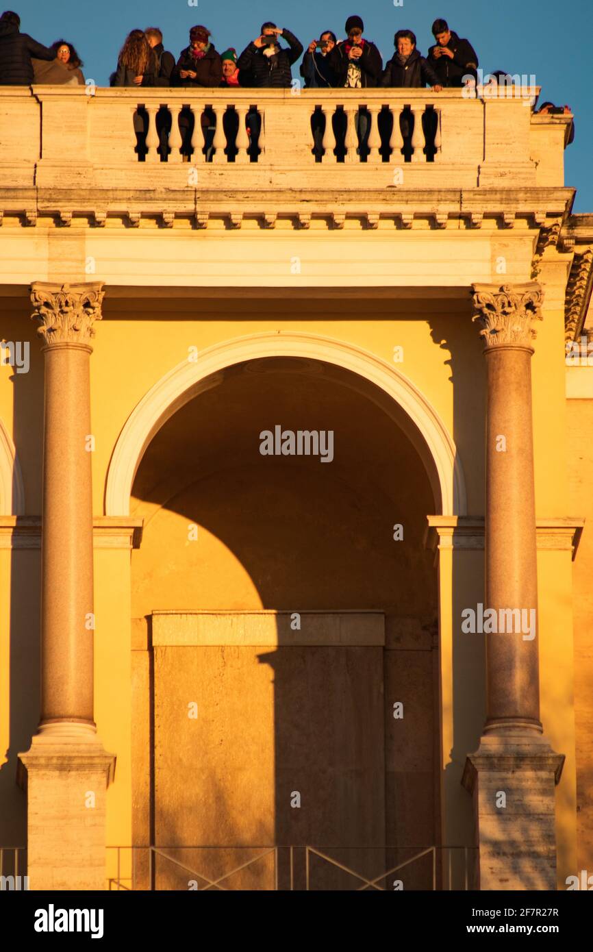 Terrazza del Pincio o terrazza del Pincio. Roma, Italia Foto stock - Alamy