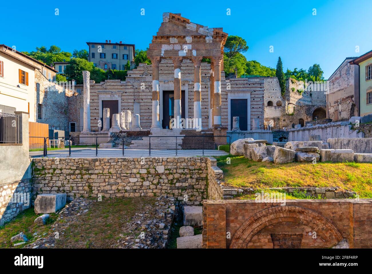 Tempio della triade capitolina a brescia immagini e fotografie stock ad ...