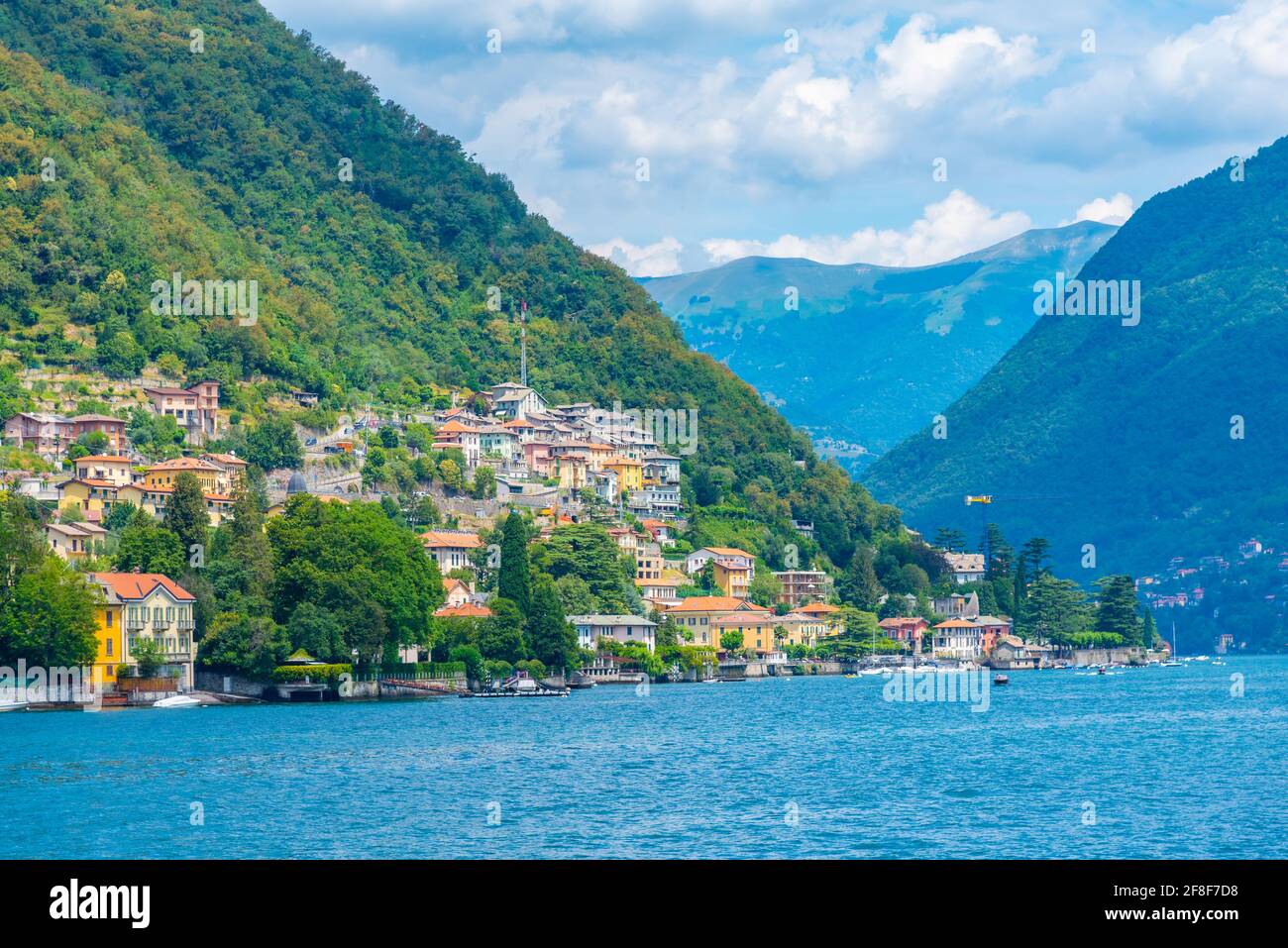 Lungolago di laglio immagini e fotografie stock ad alta risoluzione - Alamy