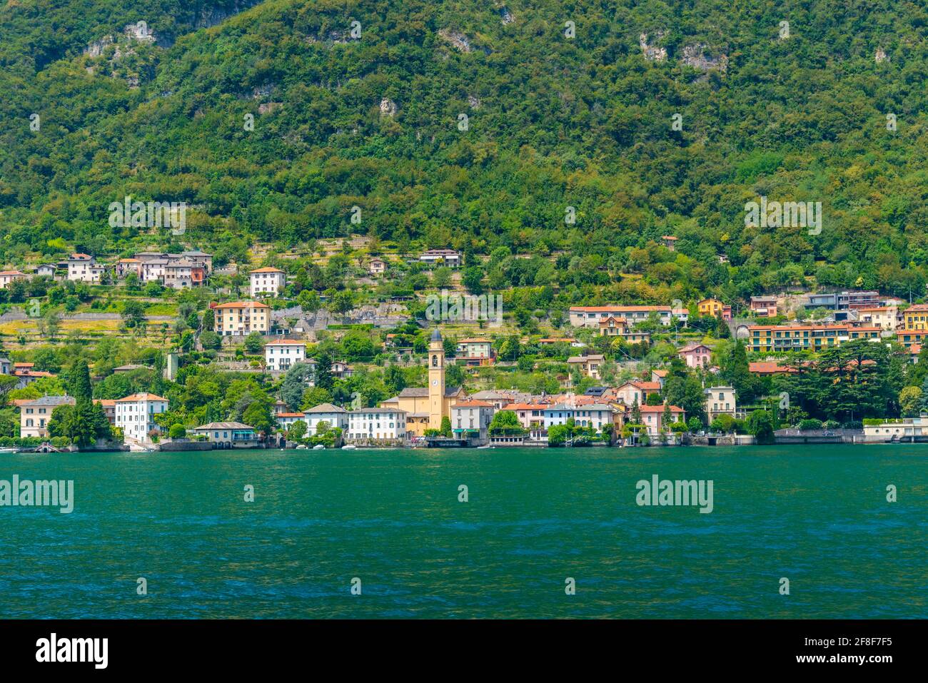 Lungolago di laglio immagini e fotografie stock ad alta risoluzione - Alamy