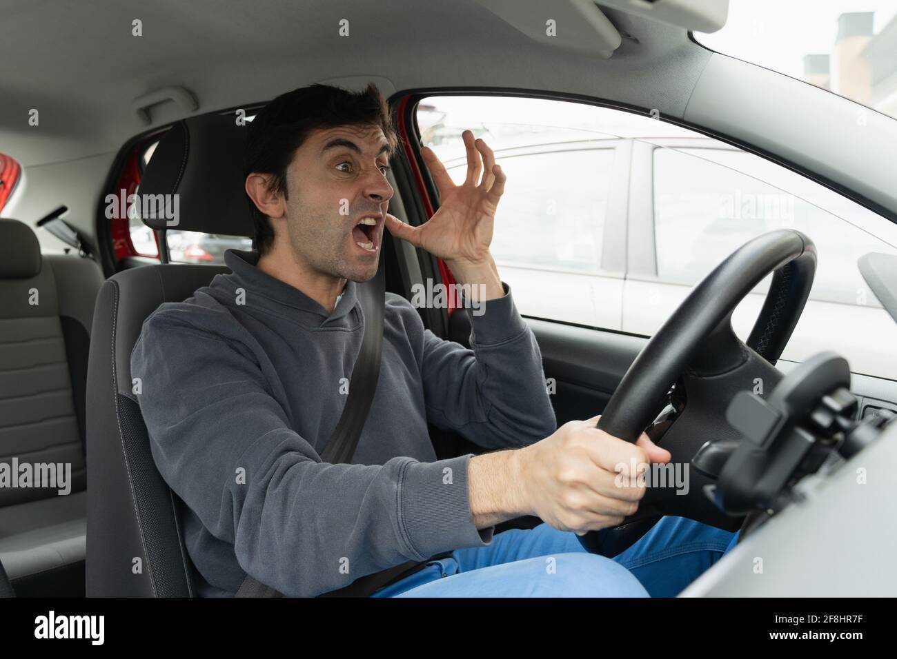Traffic jam stress man immagini e fotografie stock ad alta risoluzione ...