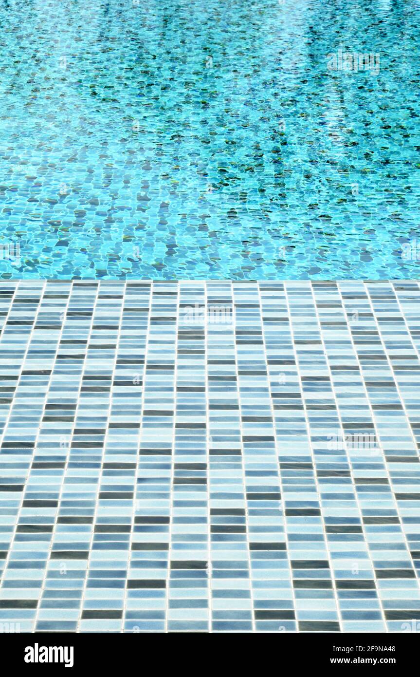 Piscina naturale immagini e fotografie stock ad alta risoluzione - Alamy