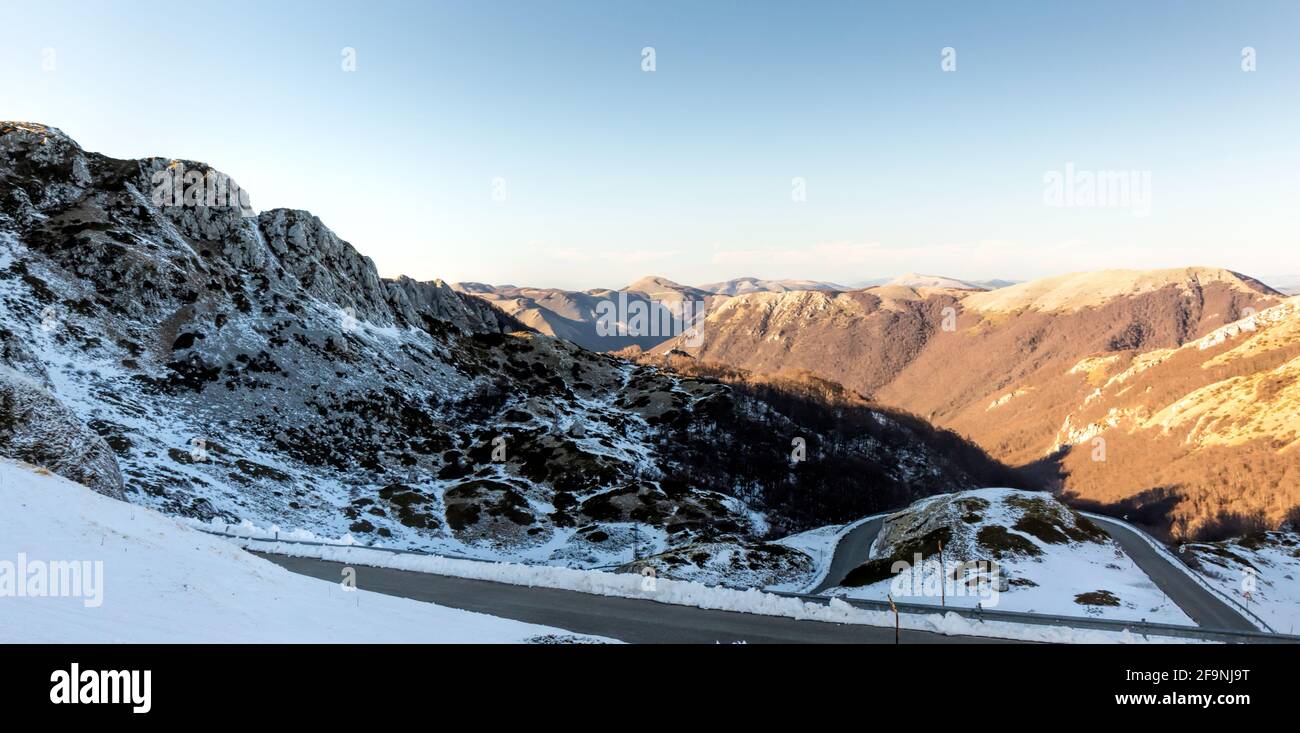 Monte terminillo lazio immagini e fotografie stock ad alta risoluzione ...