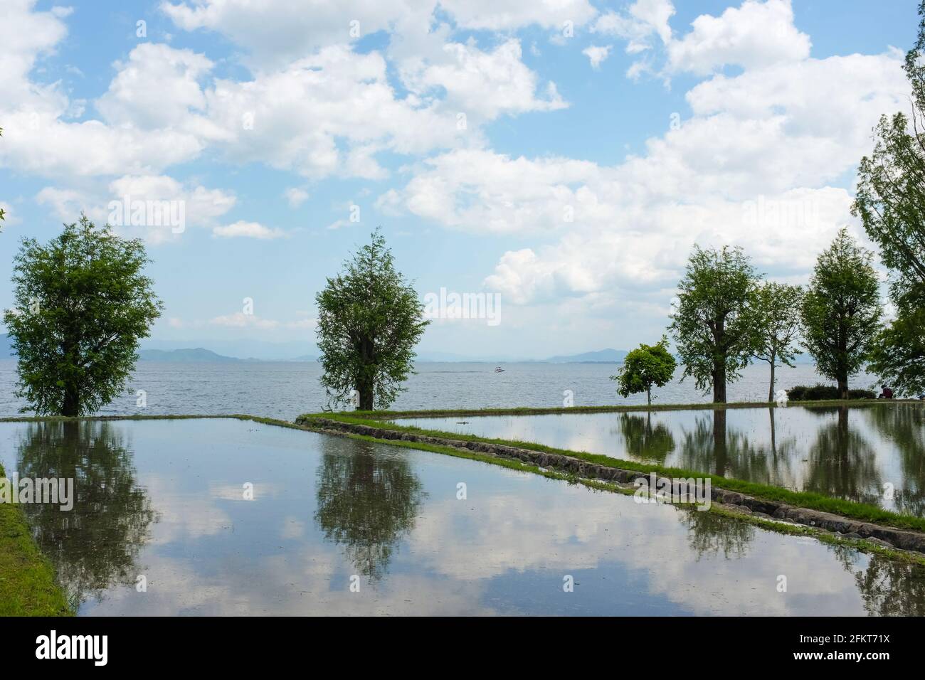 Riva del lago biwa immagini e fotografie stock ad alta risoluzione - Alamy