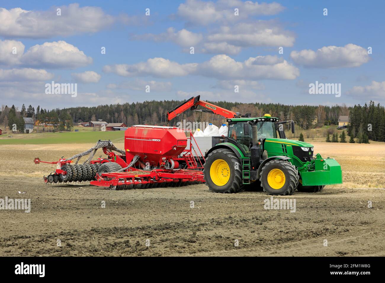 Trattore John Deere 6250R e Horsch Pronto 6 COME seminatrice con un ...