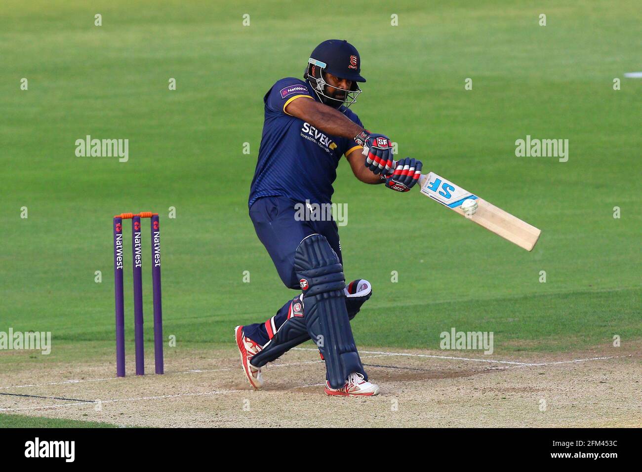 Ashar Zaidi si è accampato per Essex durante Essex Eagles vs Essex ...