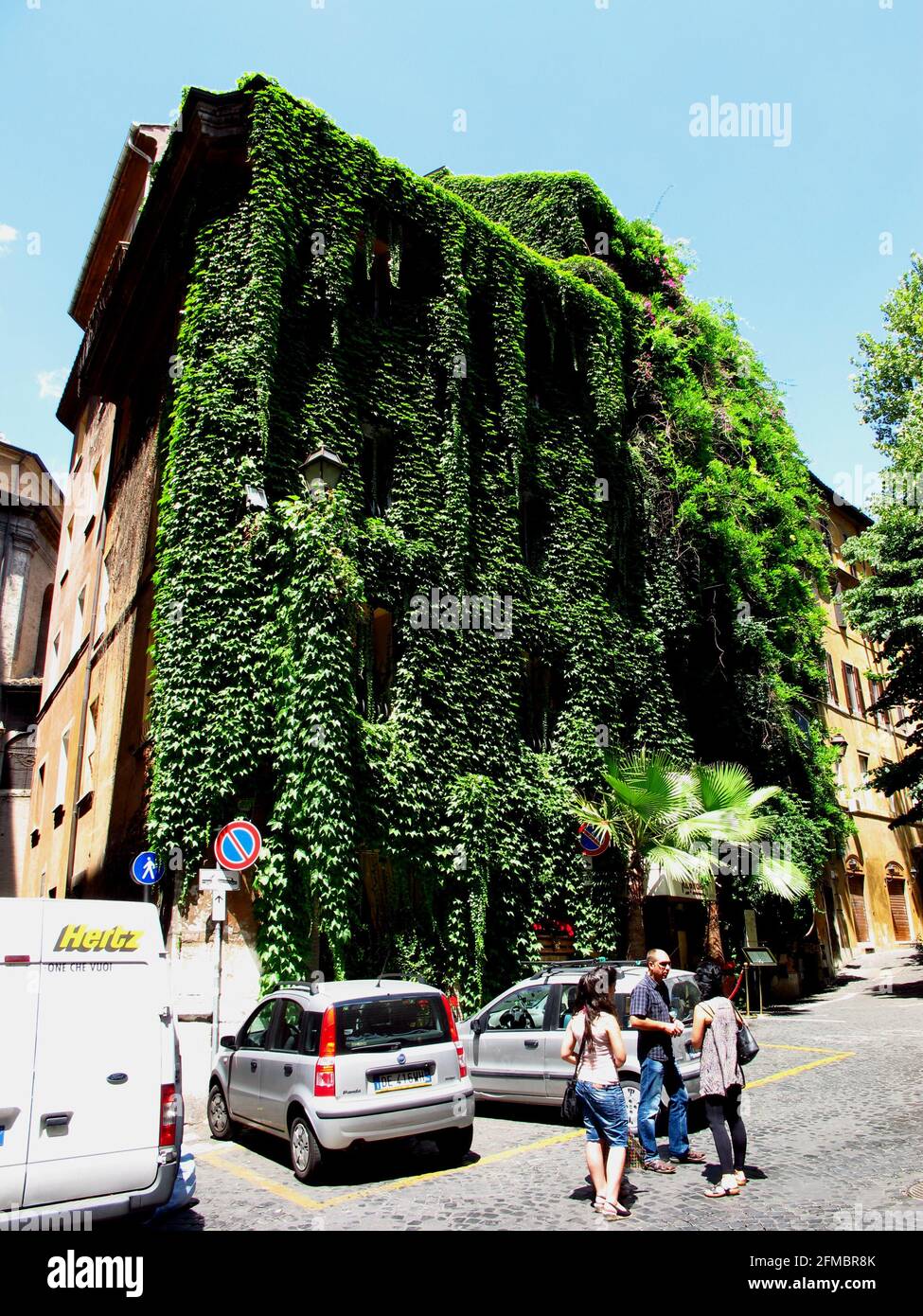 Nel giardino di piazza roma immagini e fotografie stock ad alta ...