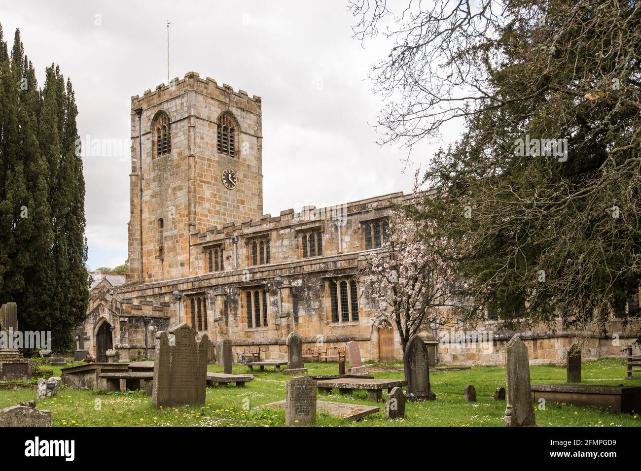 San michele arcangelo kirkby malham immagini e fotografie stock ad alta ...
