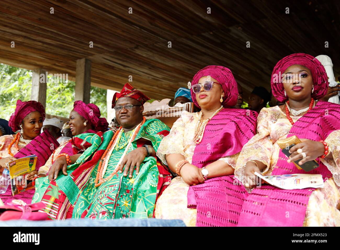 Sacerdote di osun immagini e fotografie stock ad alta risoluzione - Alamy