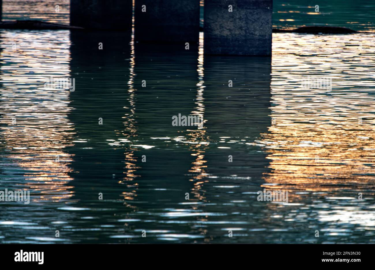 Increspature simmetriche immagini e fotografie stock ad alta ...