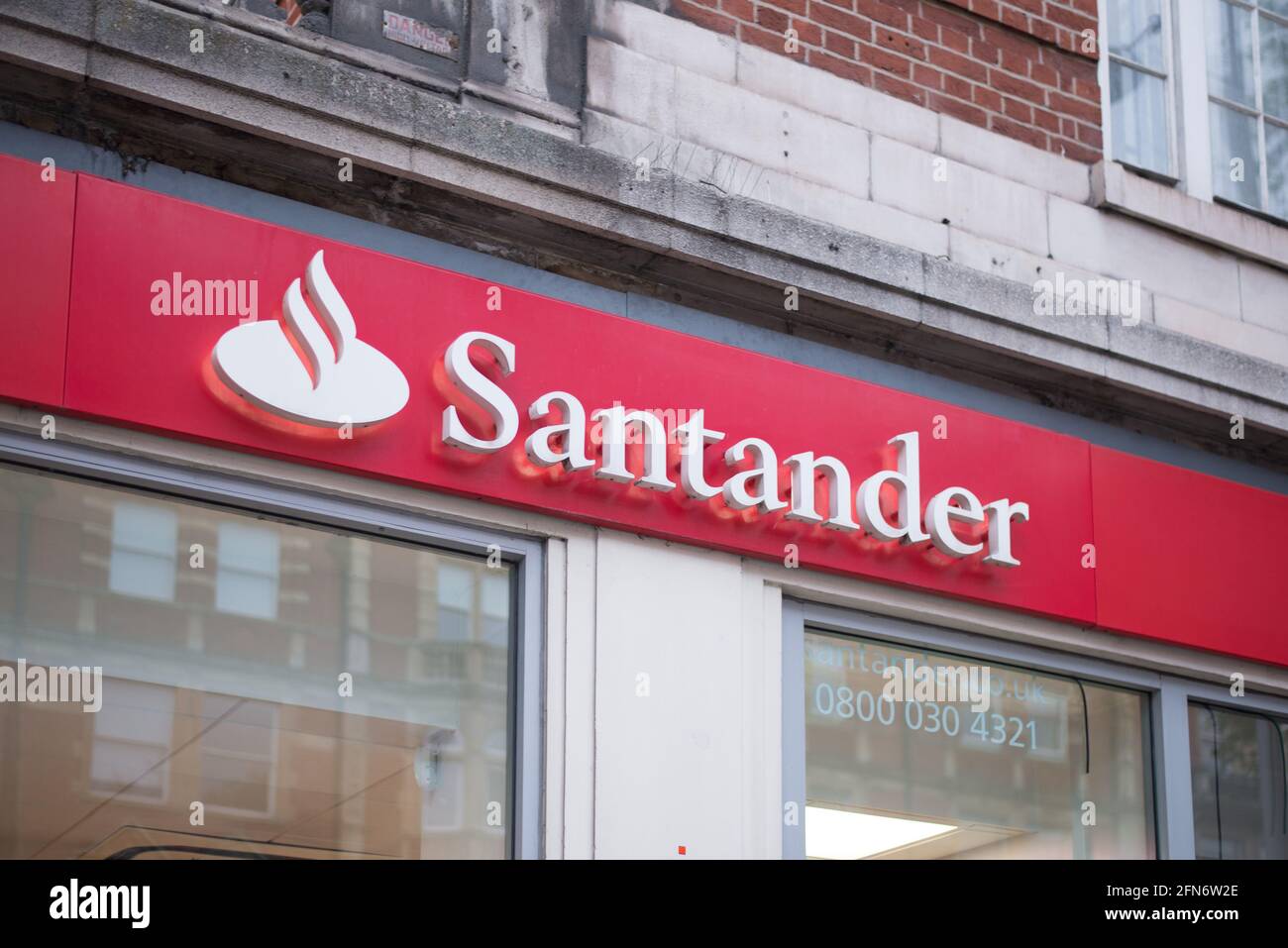 Logo della banca santander immagini e fotografie stock ad alta ...