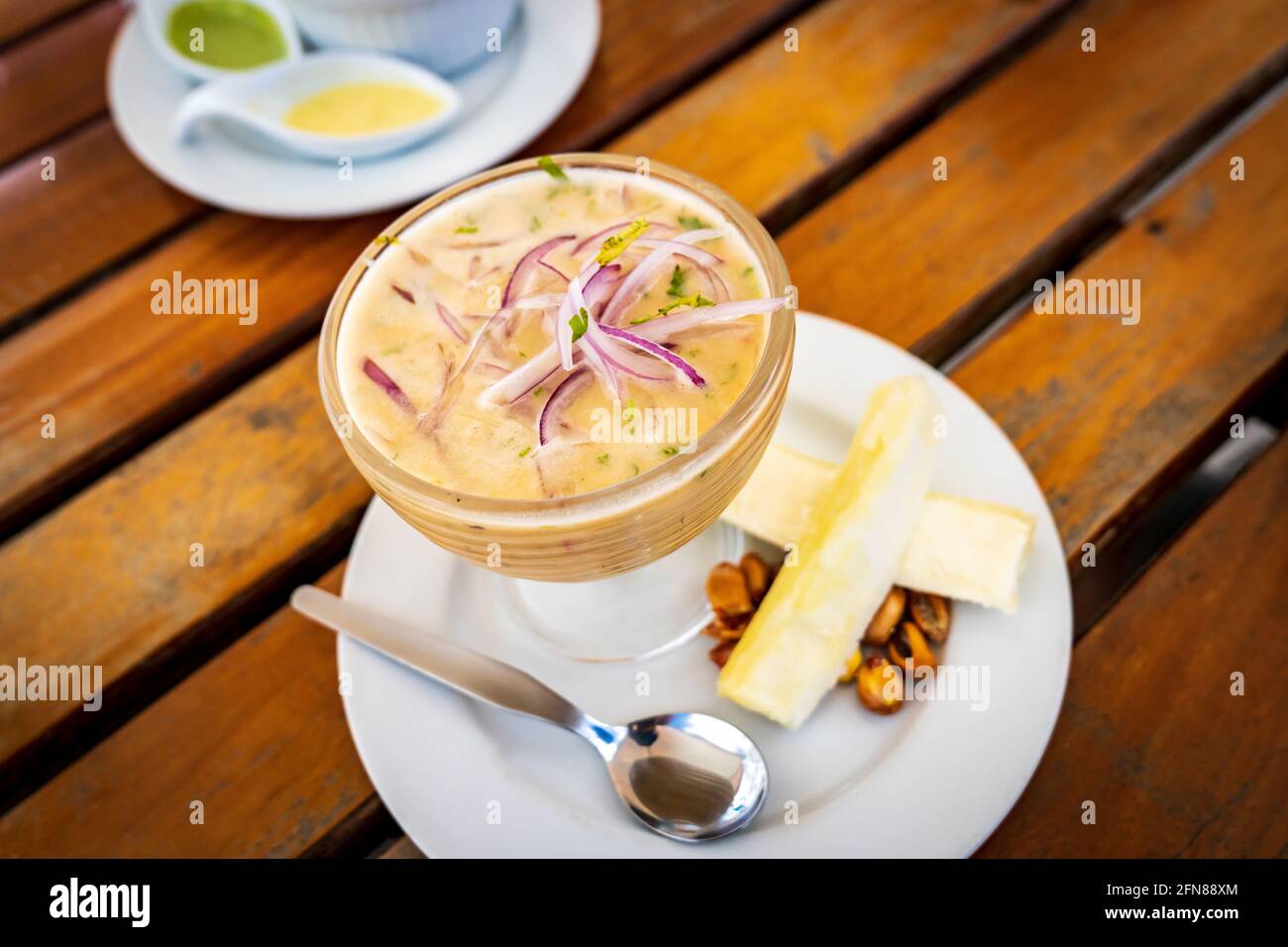 Al Frio y al Fuego è un ristorante galleggiante di lusso a Iquitos ...