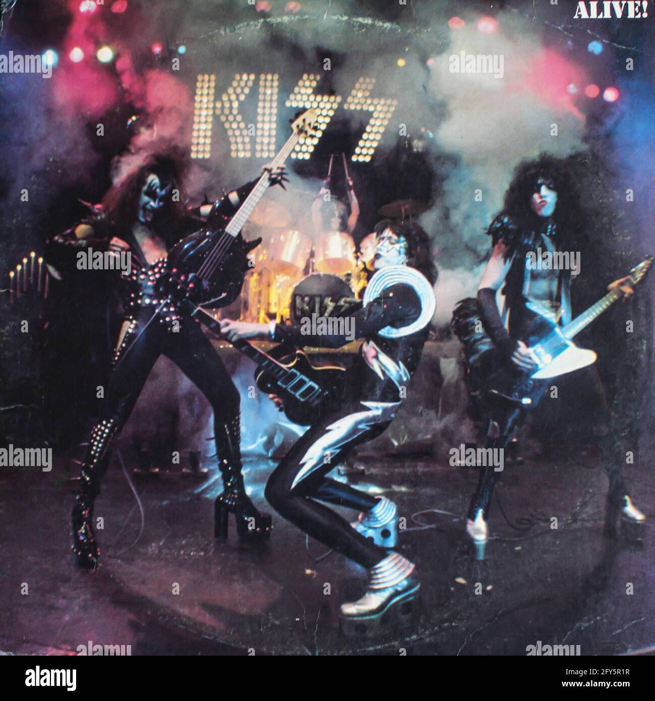 Kiss band album immagini e fotografie stock ad alta risoluzione - Alamy