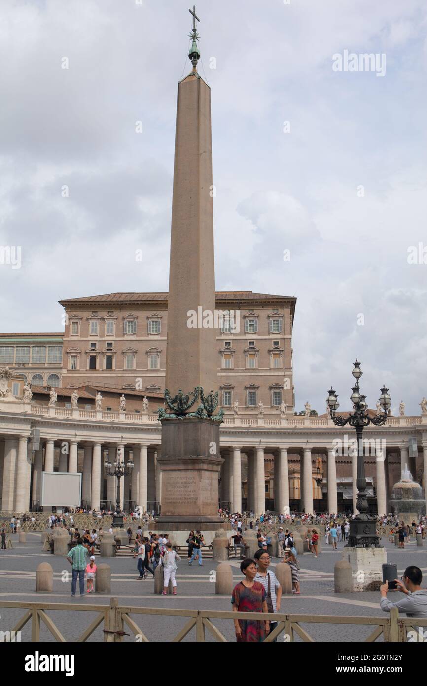 L'obelisco vaticano immagini e fotografie stock ad alta risoluzione - Alamy