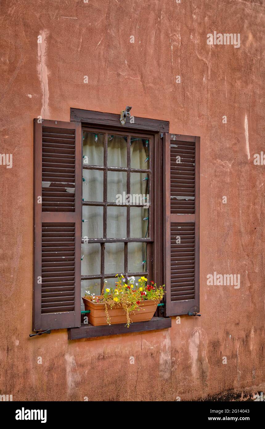 Finestre storiche immagini e fotografie stock ad alta risoluzione - Alamy