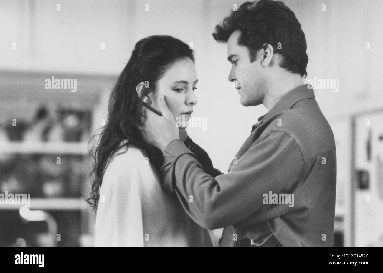 Los Angeles.CA.USA. Madeleine Stowe e Ray Liotta in ©20th Century Fox ...