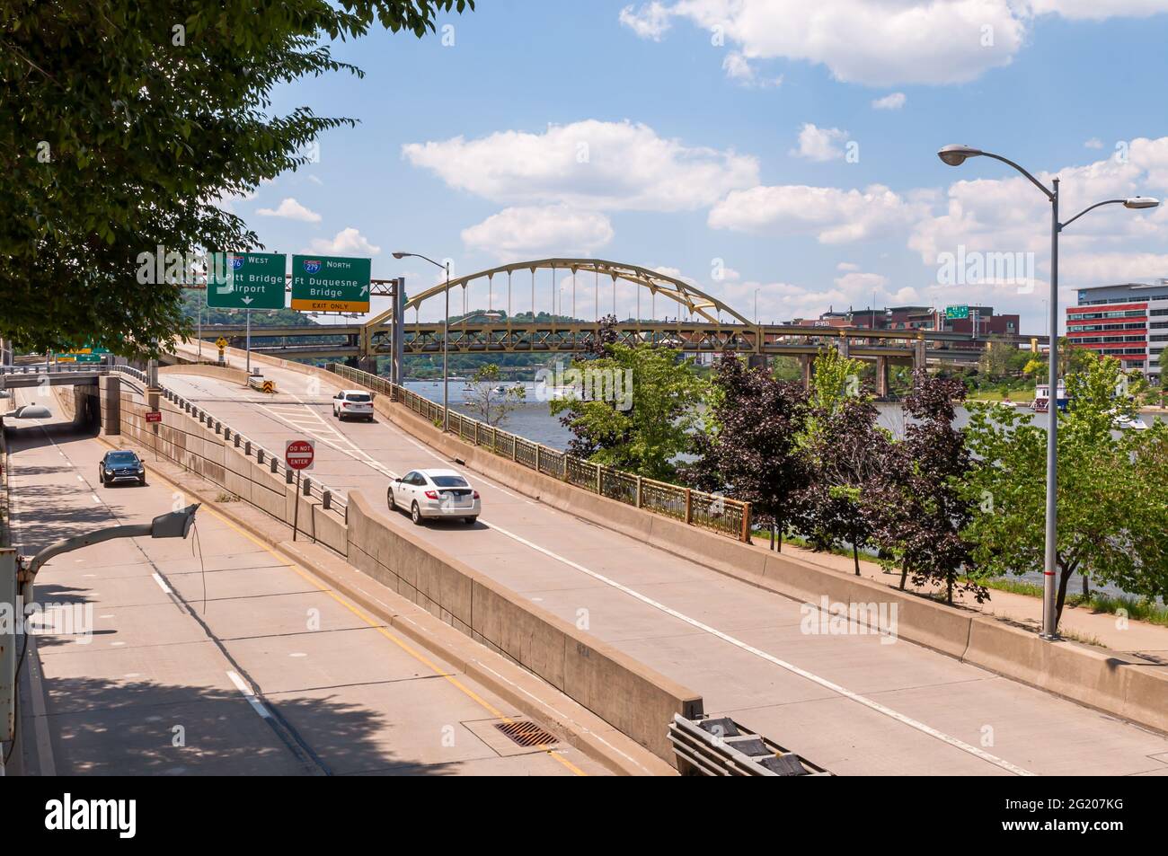 Tangenziale della decima strada immagini e fotografie stock ad alta ...