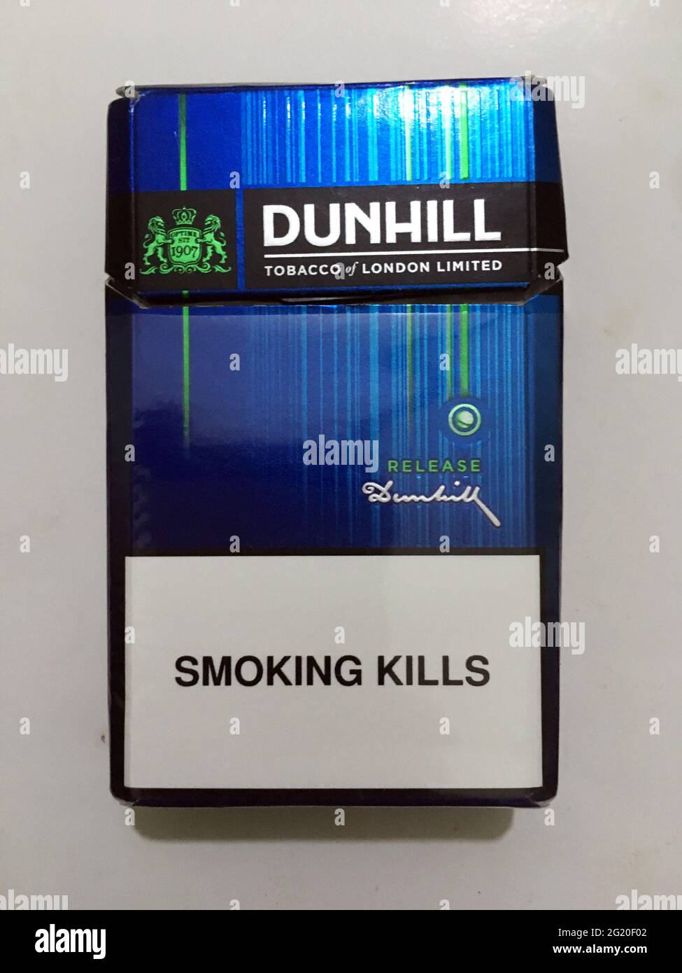 Dunhill Cigarettes Immagini e Fotos Stock - Alamy