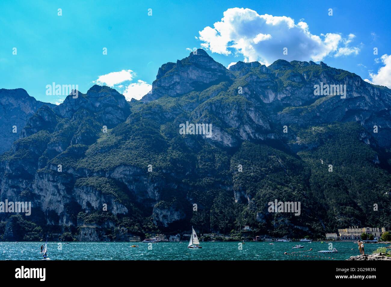Spiaggia sabbioni garda immagini e fotografie stock ad alta risoluzione ...