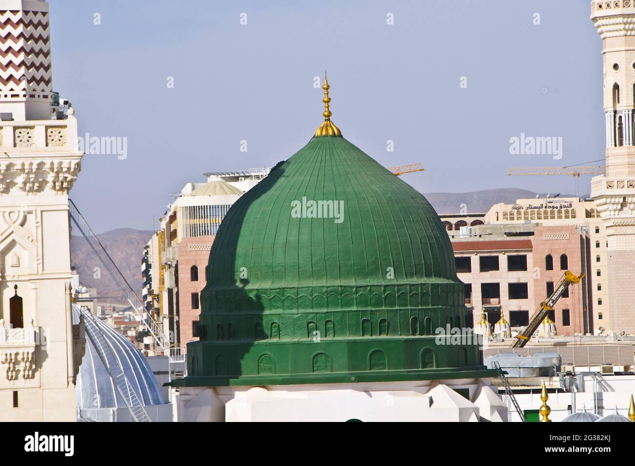 La Moschea del Santo Profeta (Masjid Nabawi) a Madinah, Arabia Saudita ...
