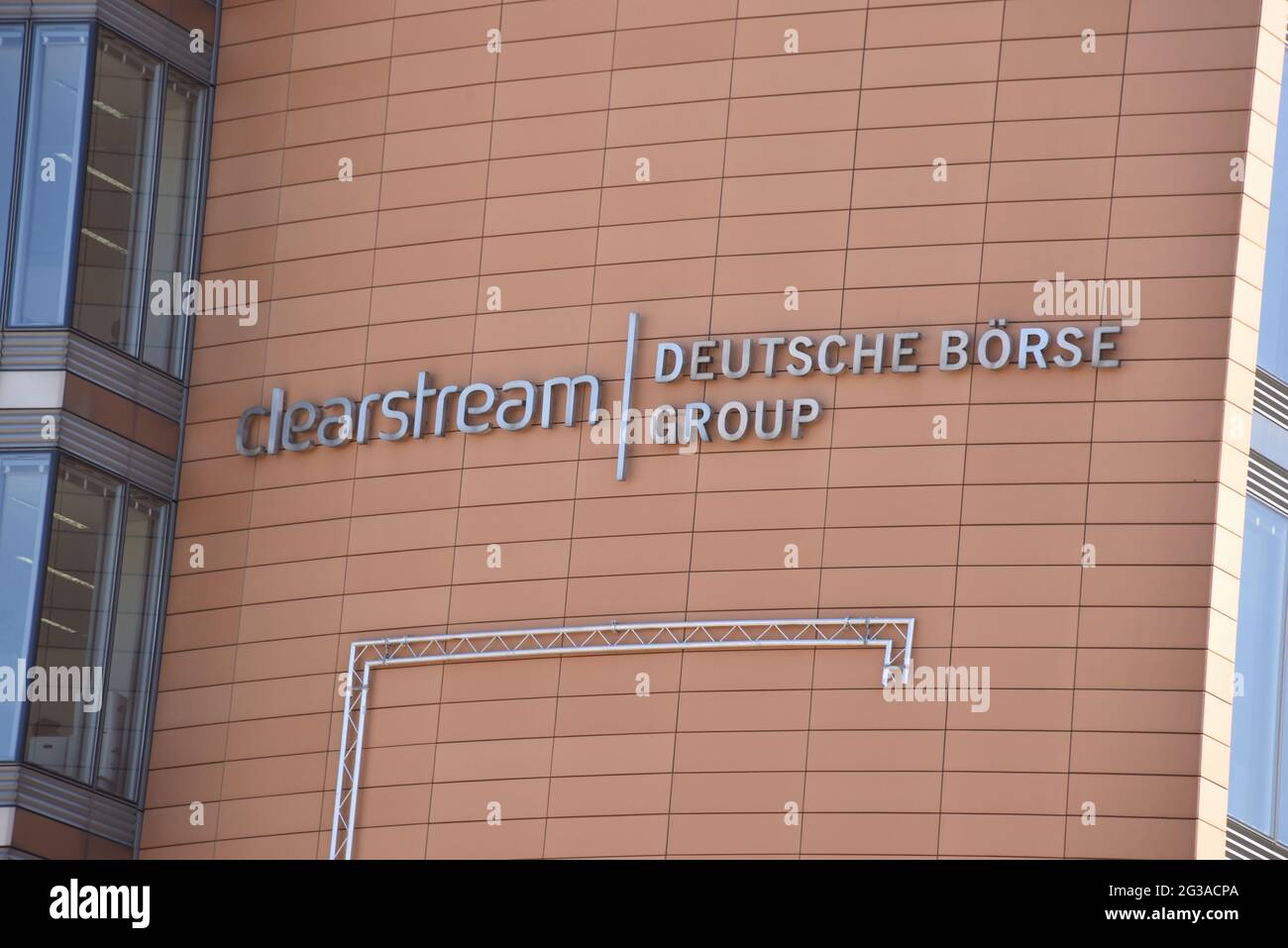 Logo clearstream immagini e fotografie stock ad alta risoluzione - Alamy