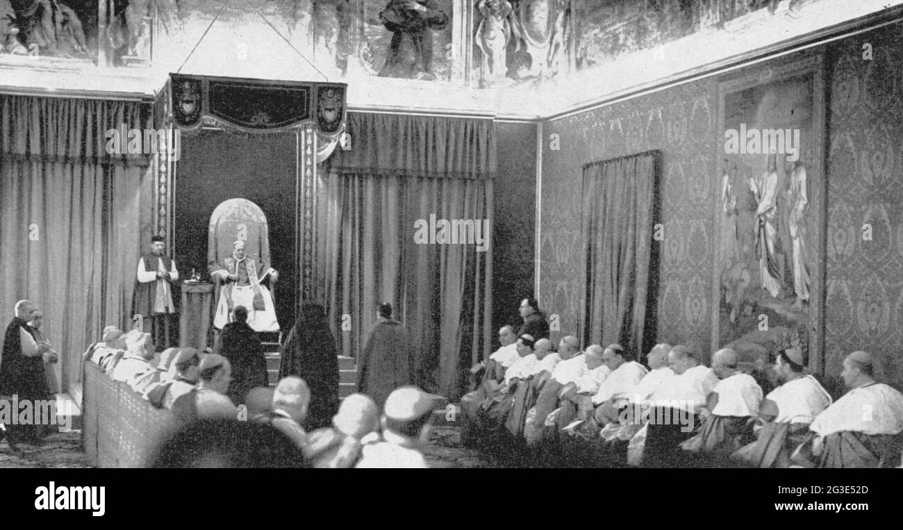 Papa pio xi immagini e fotografie stock ad alta risoluzione - Alamy