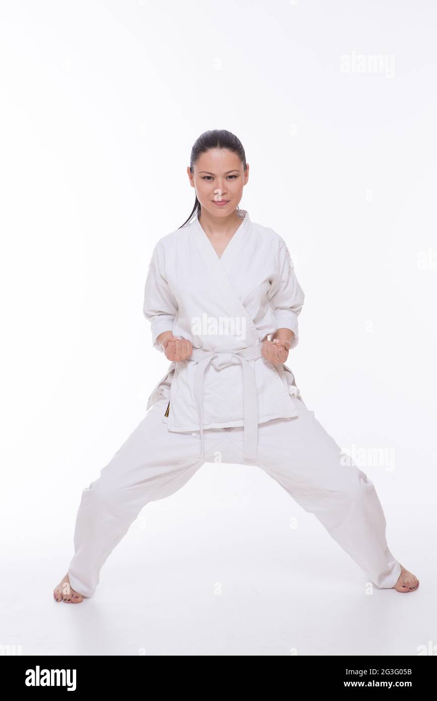 Karate girl in white kimono immagini e fotografie stock ad alta ...