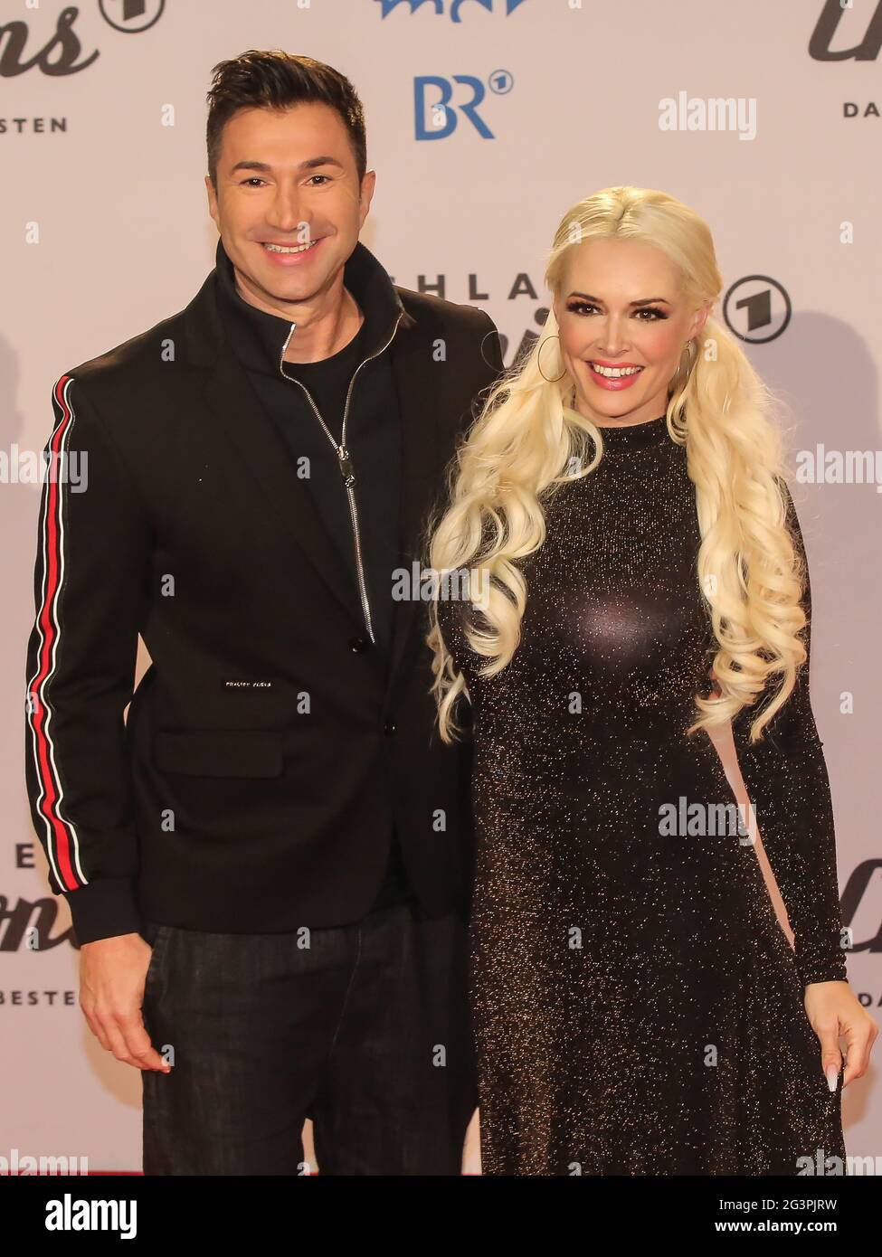 La cantante Lucas Cordalis con la modella tedesca e la cantante Daniela ...
