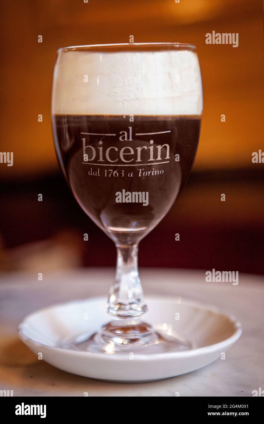 Al bicerin immagini e fotografie stock ad alta risoluzione - Alamy
