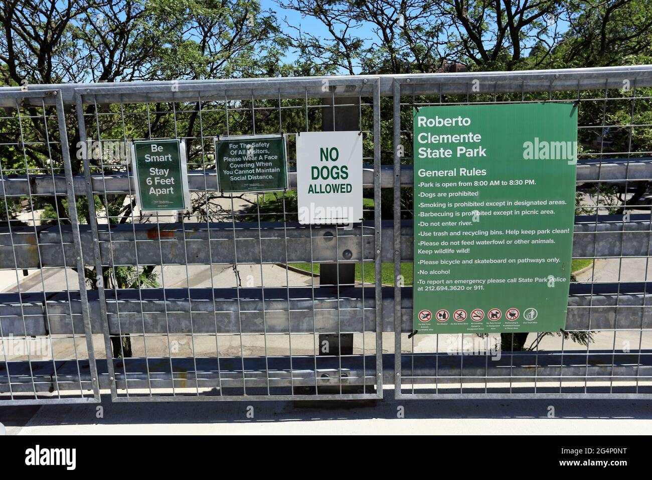 Cartelli parco immagini e fotografie stock ad alta risoluzione - Alamy