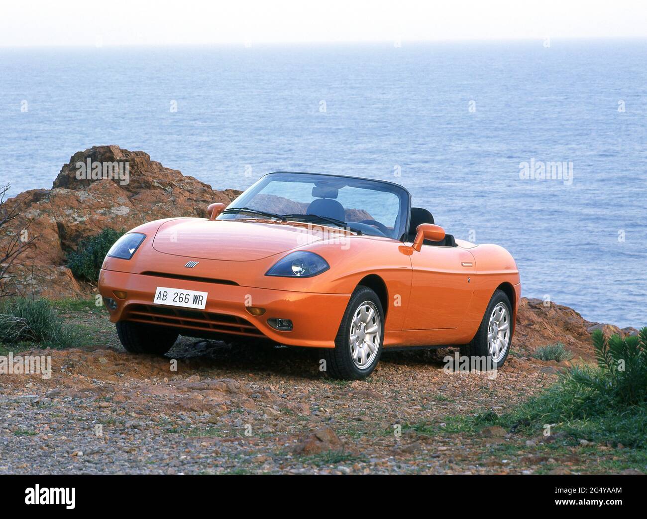 Fiat barchetta immagini e fotografie stock ad alta risoluzione - Alamy
